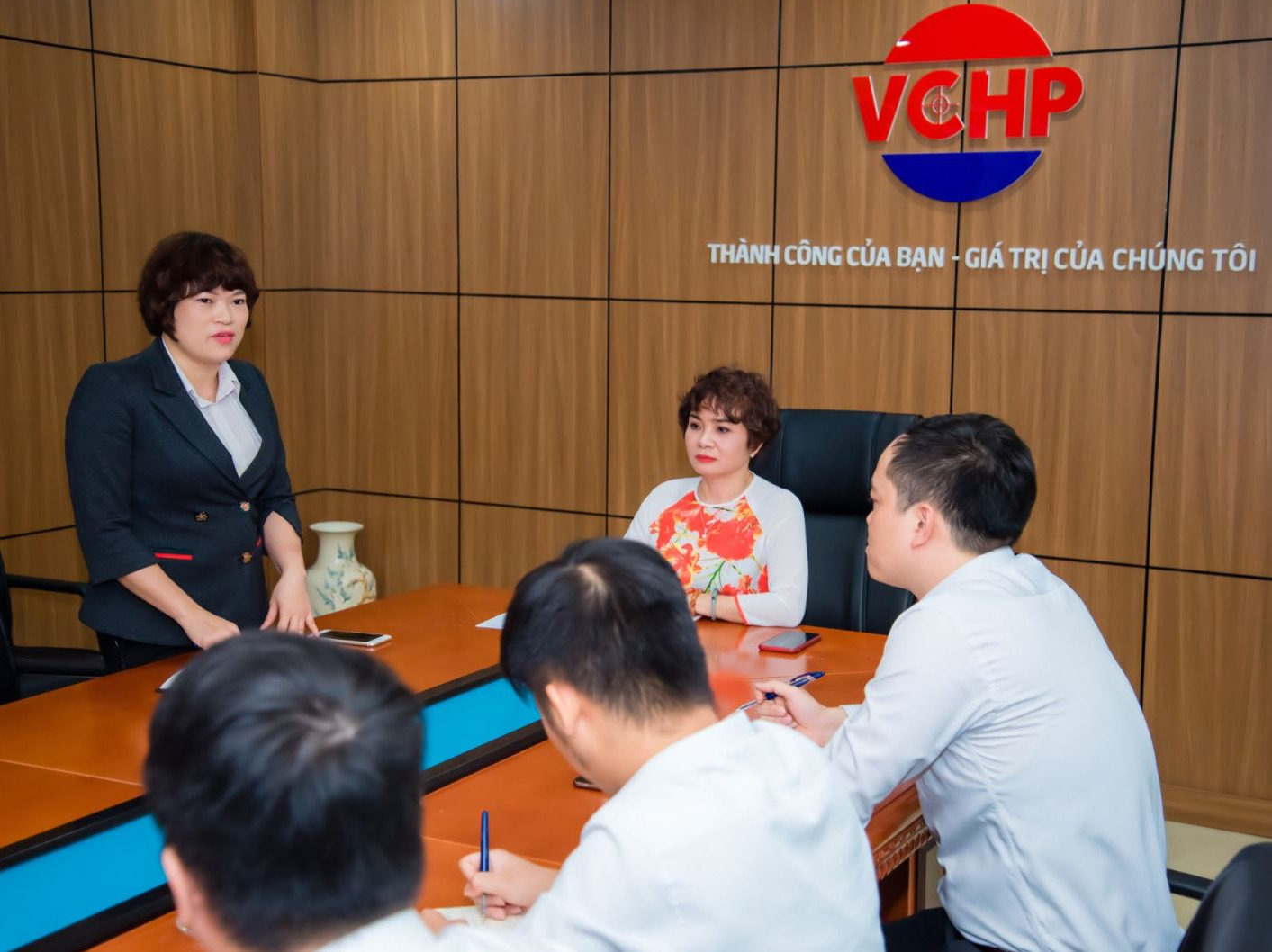 Công Ty CP Tư Vấn Thẩm định Giá VCHP - Lô 50F2 Lê Hồng Phong - Hải ...